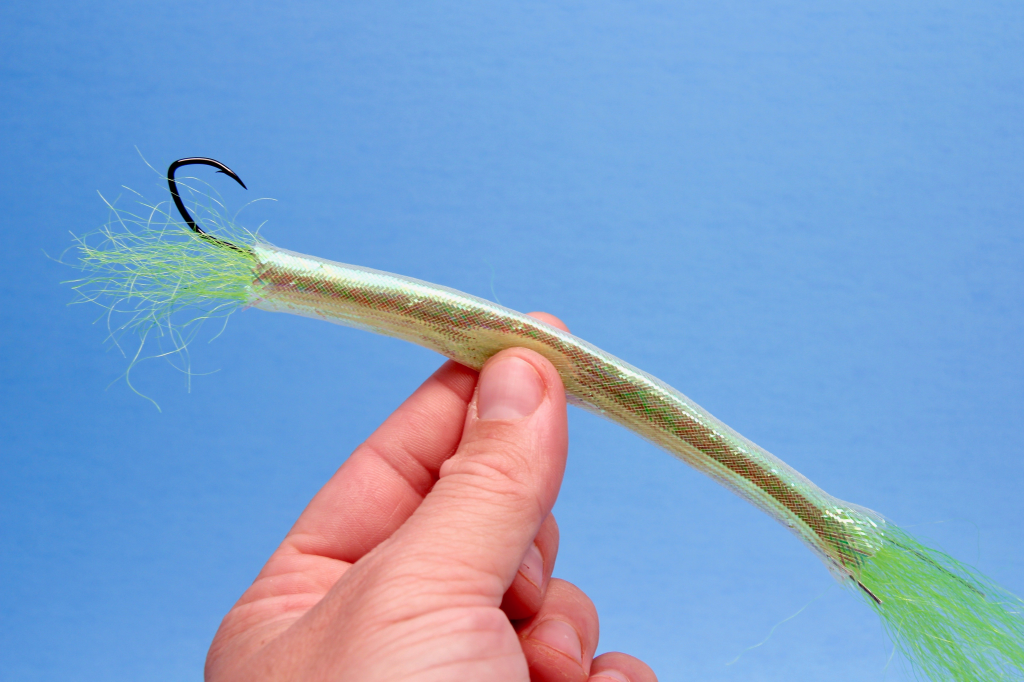 Nightmare Needlefish Fly: Catch More, Bigger Barracuda! Fly Tying ...