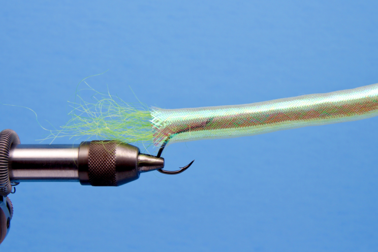 Nightmare Needlefish Fly: Catch More, Bigger Barracuda! Fly Tying ...