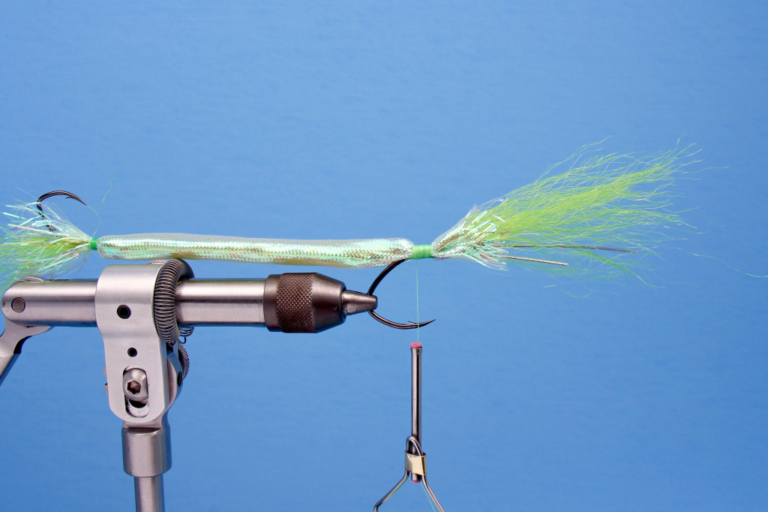 Nightmare Needlefish Fly: Catch More, Bigger Barracuda! Fly Tying ...
